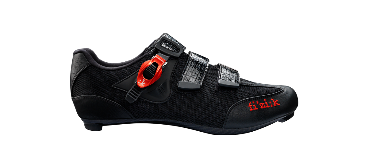 Fizik R3 Uomo Wielrenschoenen Zwart/Rood Heren koop je bij Futurumshop.nl