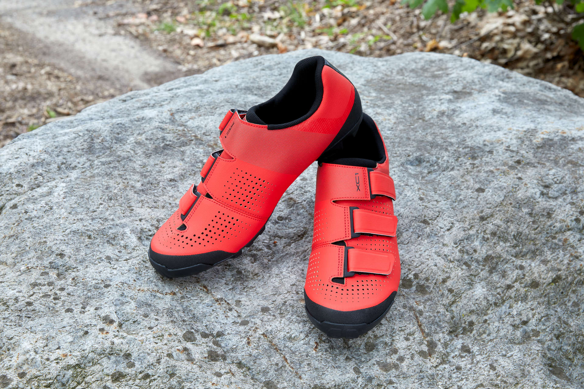 Shimano XC100 Mountainbikeschoenen Rood Heren koop je bij Futurumshop.nl